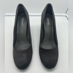 K Studio | Shoes | Nwt K Studio Gray Faux Suede Chunky Block Heels Sz ...